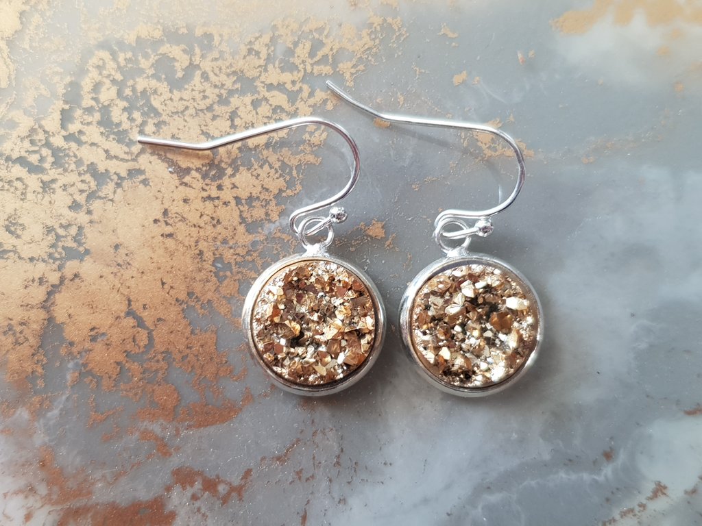 Tangs design -Gold druzy – All about beautiful you